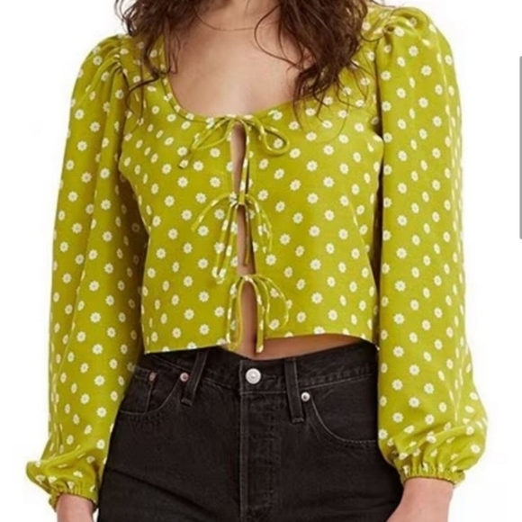 Levi's | Tops | Levis Embry Green Floral Daisy Long Balloon Sleeve ...